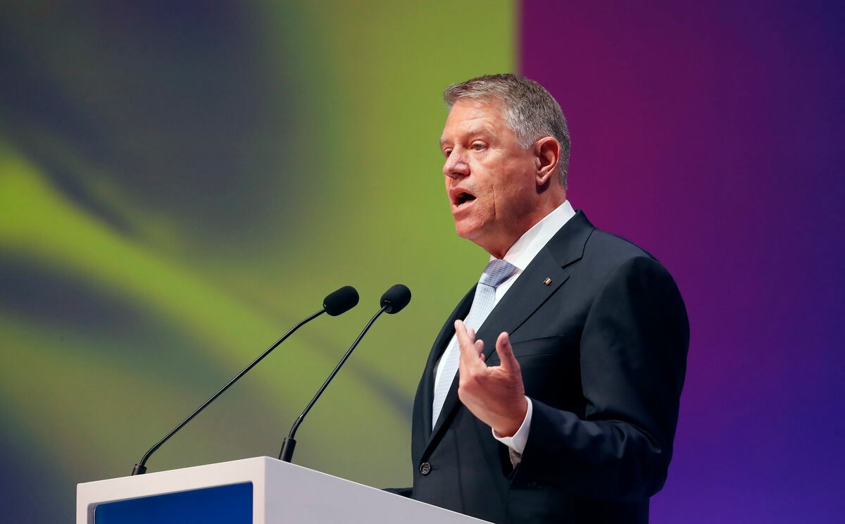 Romania’s president announces his bid to become the NATO military ...