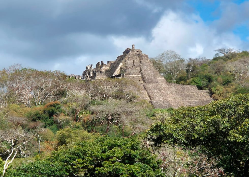 La antigua ciudad maya de Toniná amplía su esplendor gracias a la ...