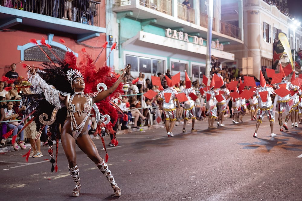 Así se ha convertido Mindelo en sinónimo del carnaval en Cabo Verde ...