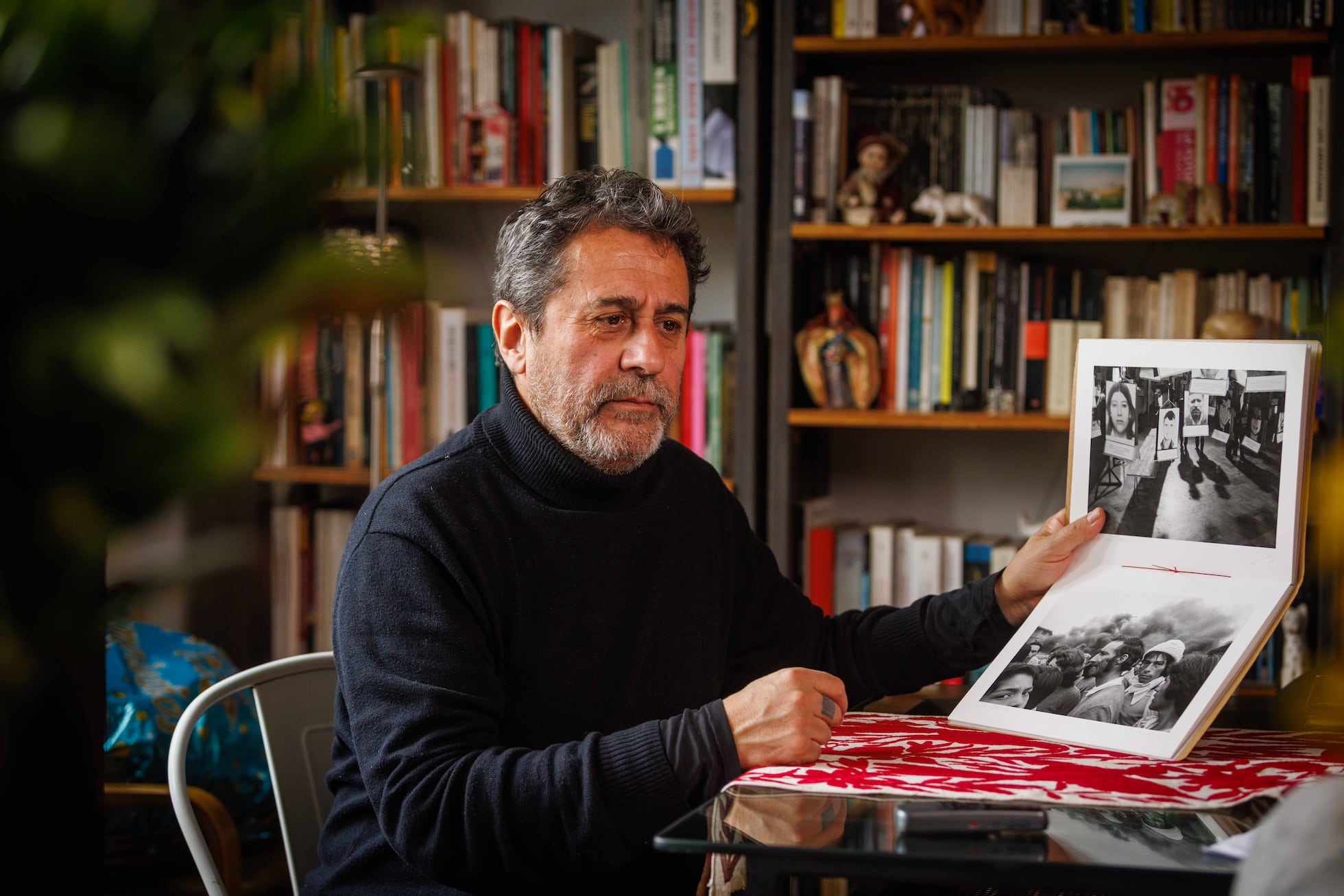 La dictadura detrás de un lente: los fotógrafos que retrataron las ...