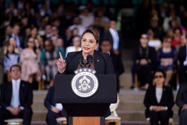 Honduras’ Xiomara Castro begins power transition to Nasry Asfura after ...