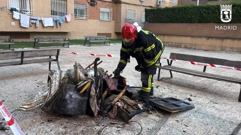 Un incendio en una vivienda de Madrid deja dos heridos graves ...