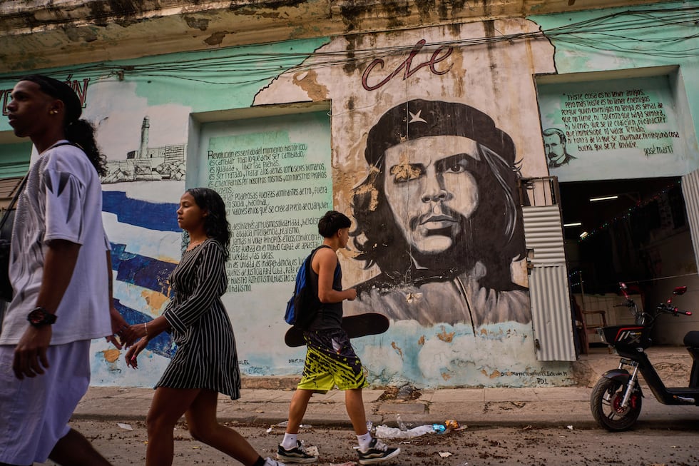 The rise and fall of Cuba’s revolutionary epic | International | EL ...