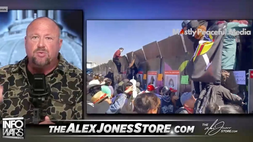 MAGA movement leans on protests against Claudia Sheinbaum to push for ...