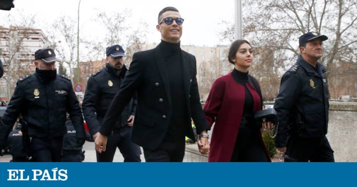 Tax fraud in Spain: Soccer star Cristiano Ronaldo flies to Madrid to ...