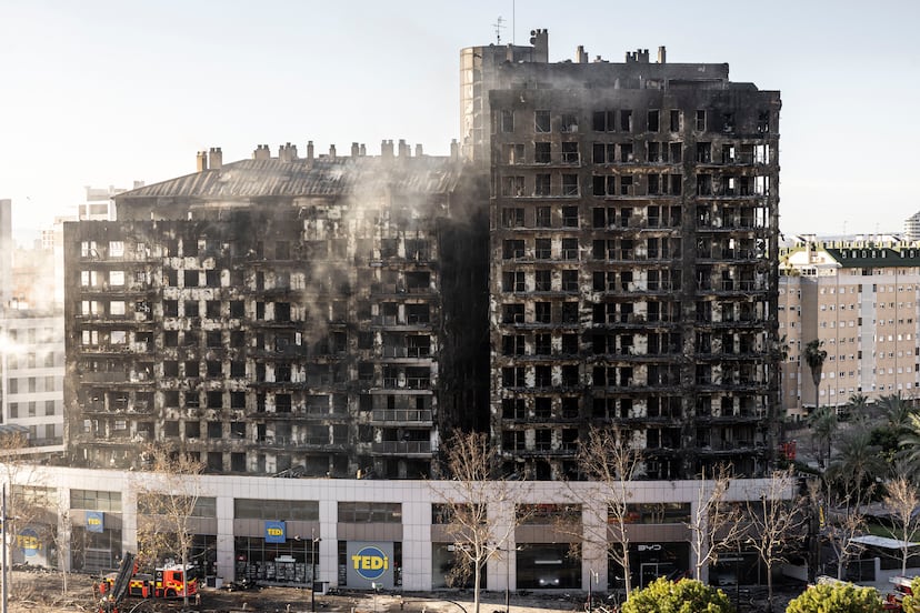 El incendio del edificio de Valencia que mantuvo en vilo a España, un año después: ni nuevas ...