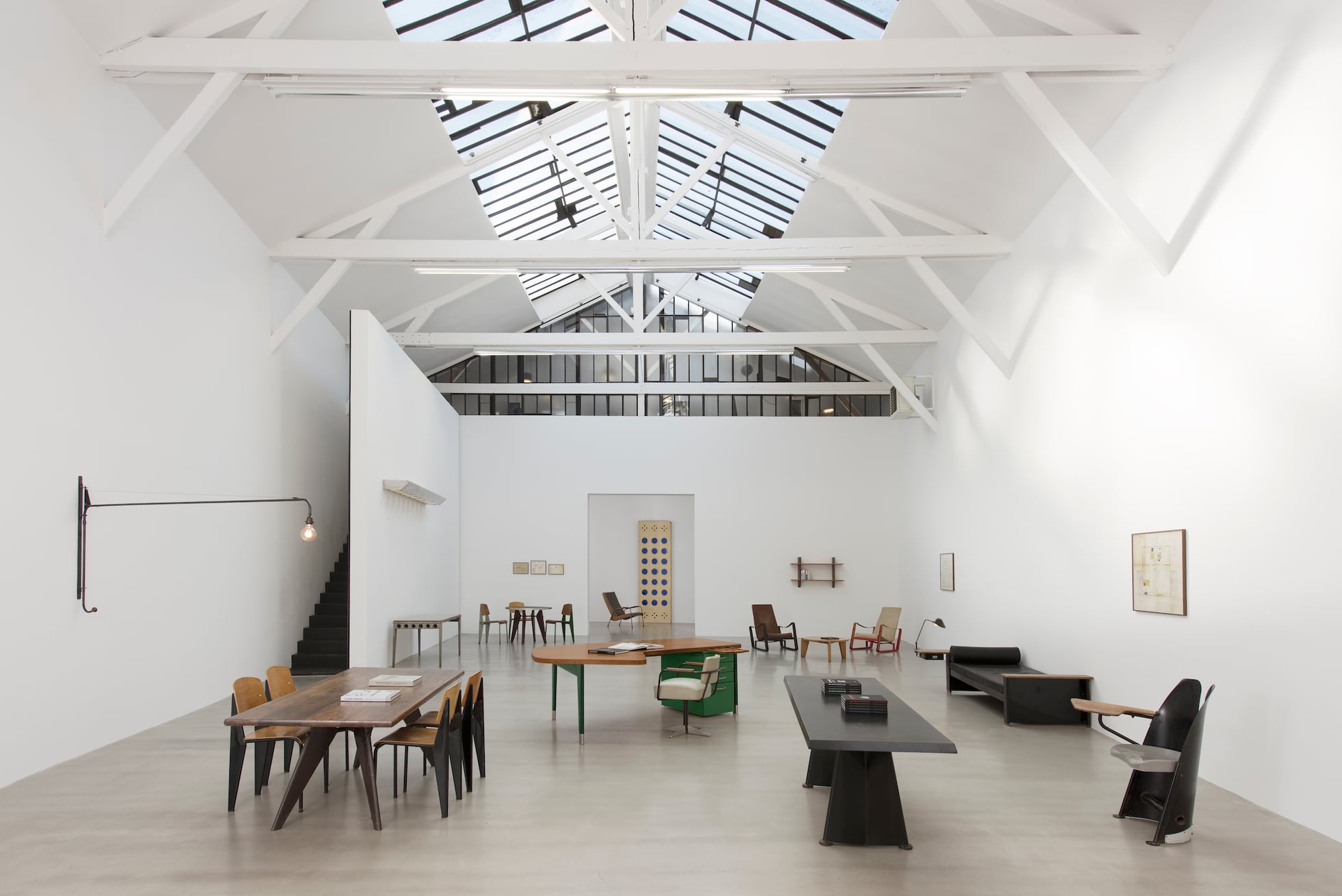 Por qué se pagan cientos de miles de euros por las sillas baratas del ...