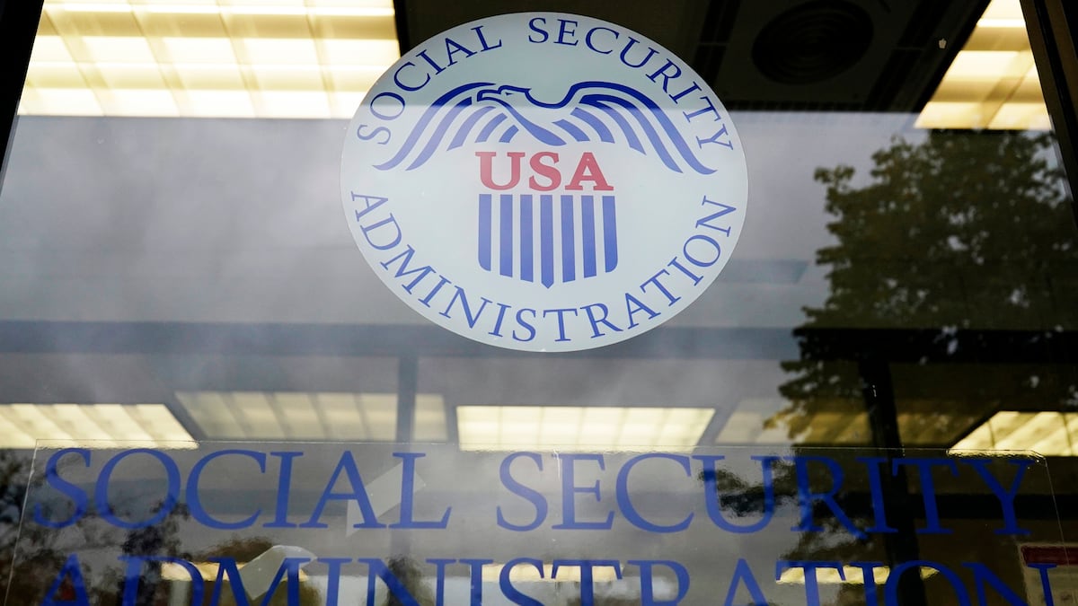 When will COLA 2025 payments be sent? | Economy and Business | EL PAÍS ...