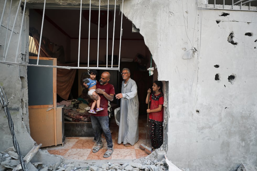 Ip cam mom son in reality, she's more attractive than the