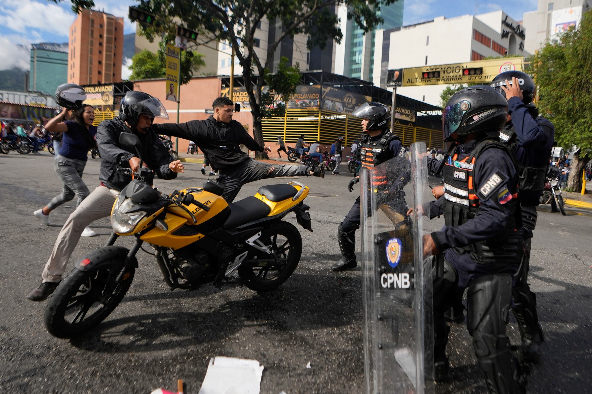 Cronología de las protestas en Venezuela tras la reelección de Maduro ...