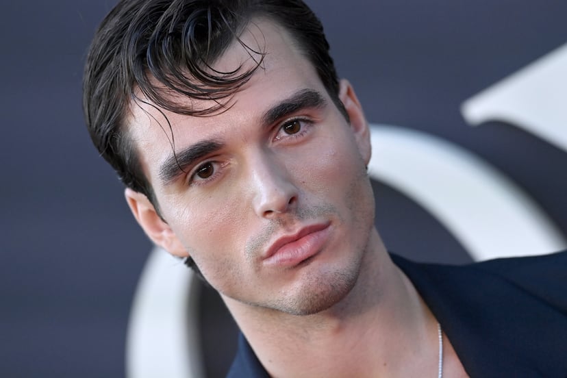 Corey Mylchreest, el actor que nunca quiso ser famoso y ahora ...