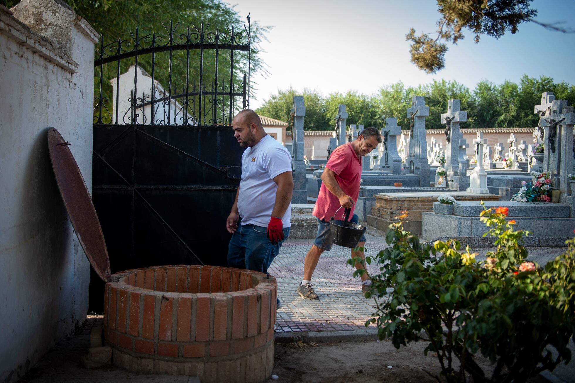 Mocejón da el último adiós al niño Mateo | España | EL PAÍS