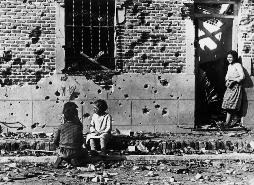 Robert Capa’s iconic Spanish Civil War photo: A mystery that endures 90 ...
