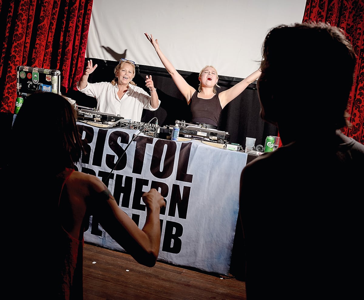 Una madre y una hija vuelven a traer a las pistas de baile el ‘northern ...