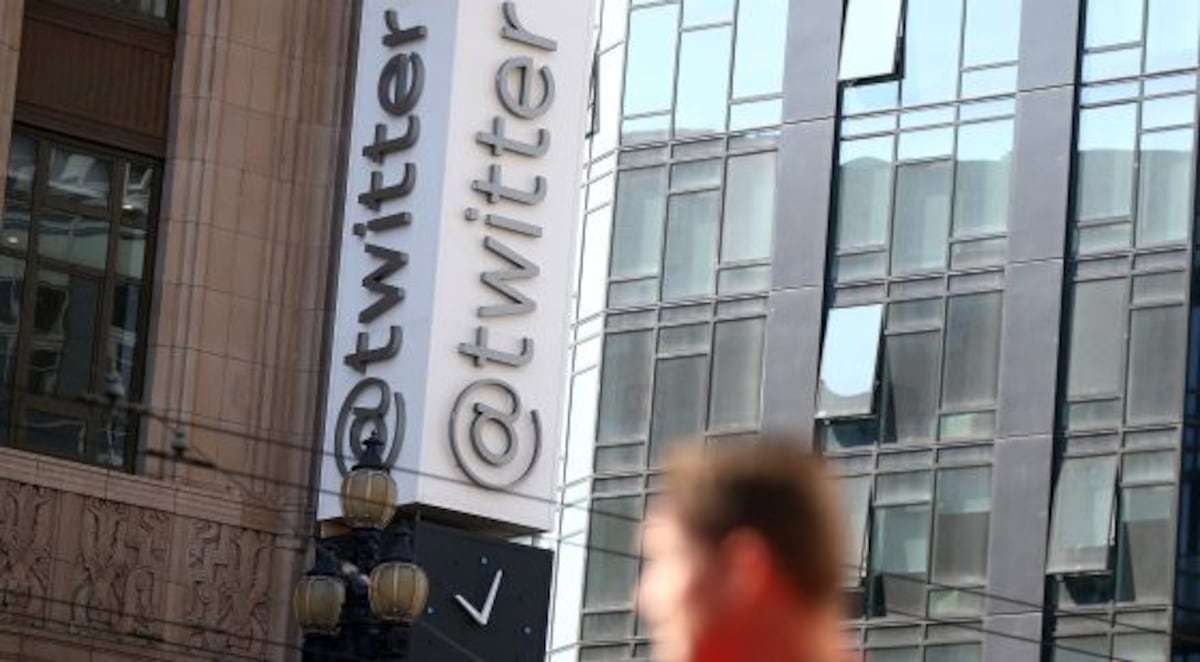 O Twitter inspira paixões, mas não consegue gerar lucros | Economia ...