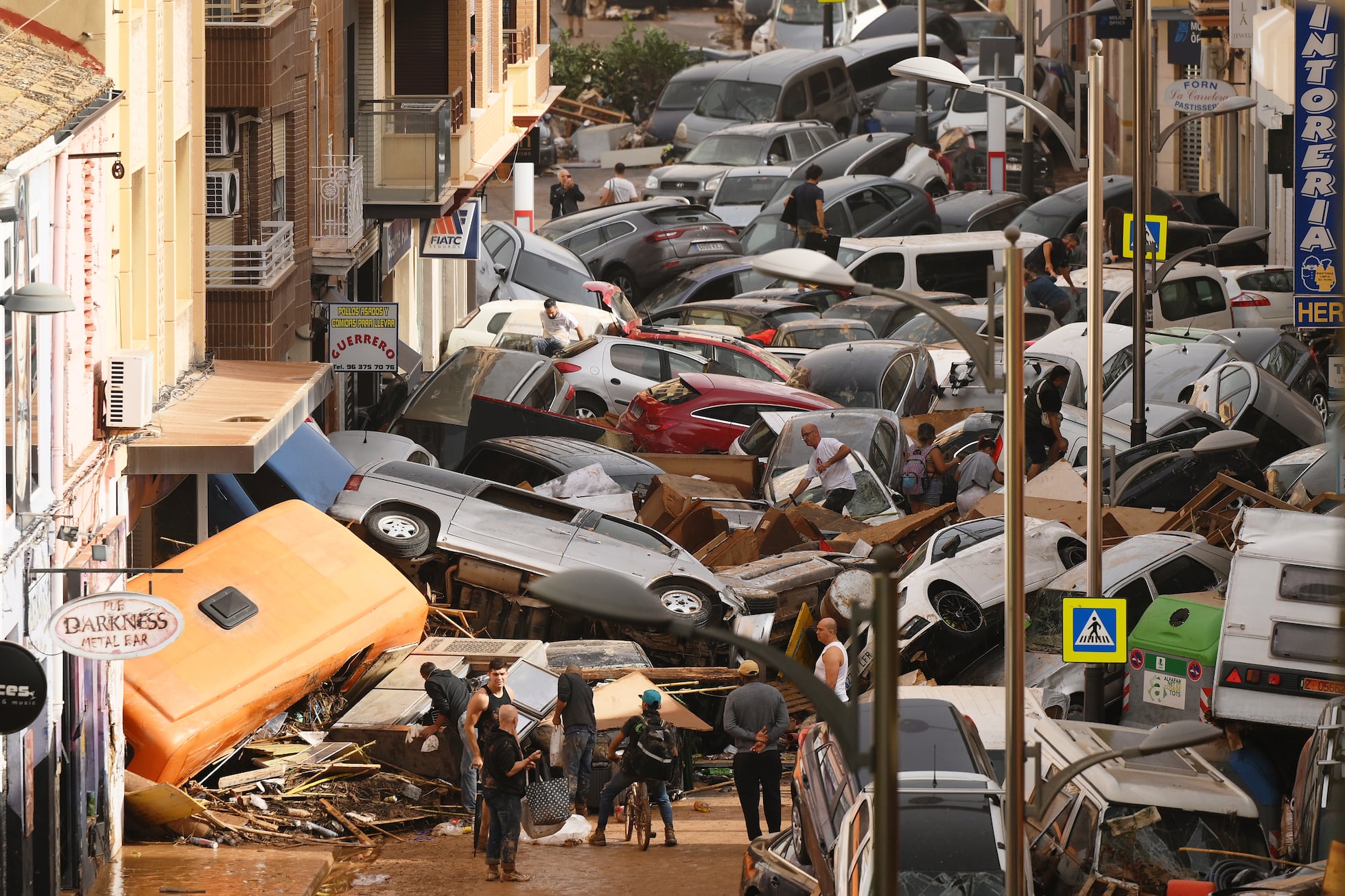 Las calles de Sedaví (Valencia) que han dado la vuelta al mundo tras el ...