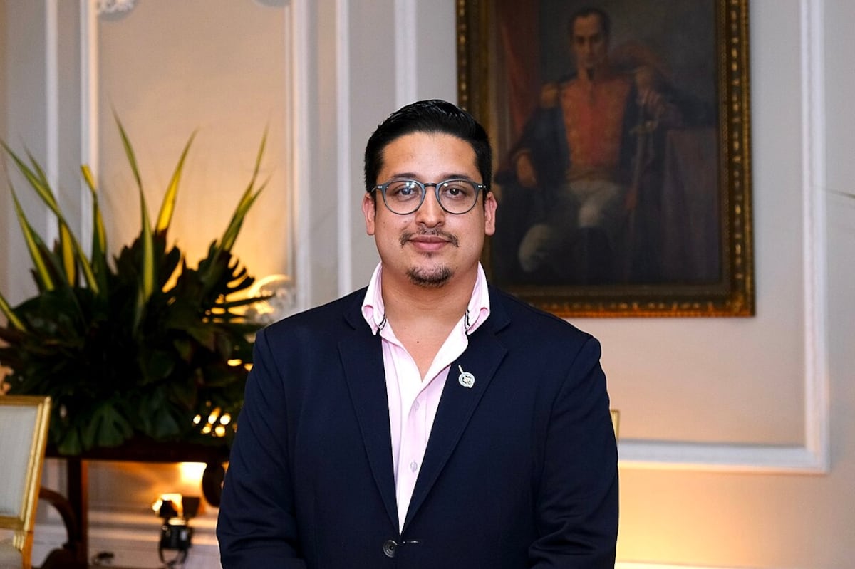 Las nuevas acusaciones contra el cónsul de Colombia en México, Andrés Hernández: misoginia ...