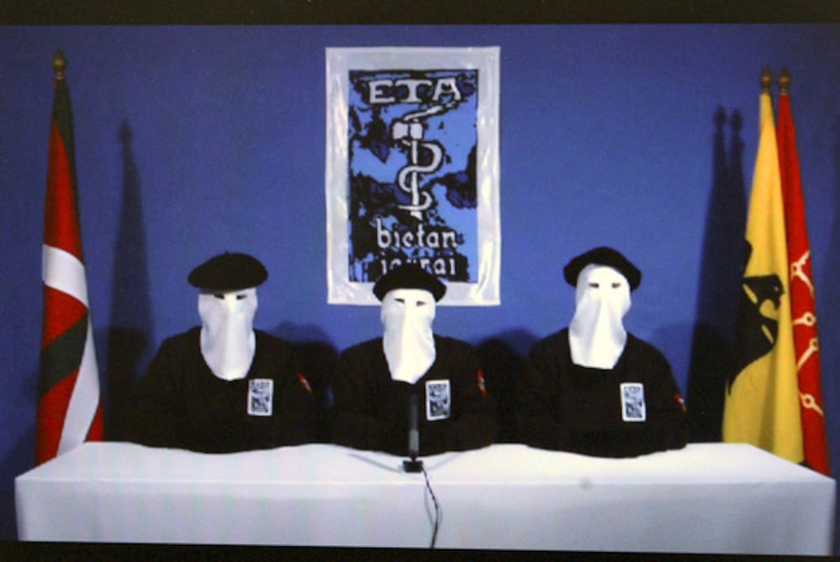ETA announces end to violence | Spain | EL PAÍS English