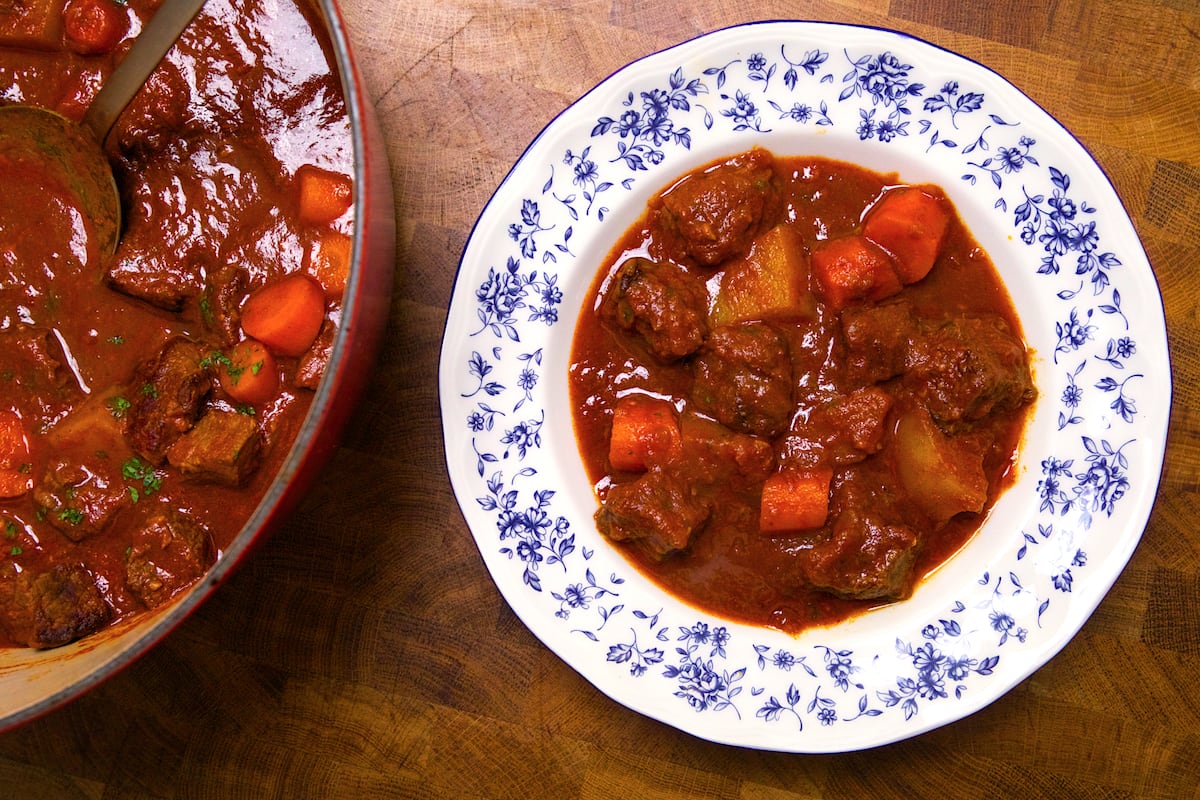 ‘Goulash’, el estofado húngaro que lleva el pimentón por bandera | El ...