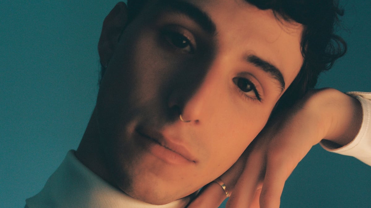 Álvaro Mayo: “Mi familia me decía que no me presentara tan gay en ...