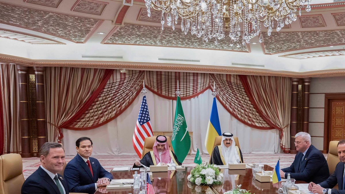 Ukraine agrees to US proposal for 30-day ceasefire with Russia in ...