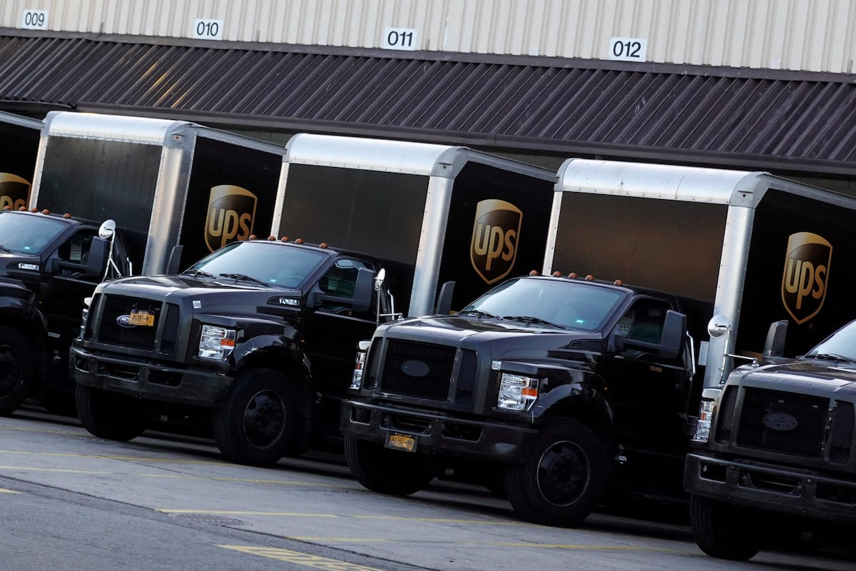 UPS lowers 2023 revenue outlook citing labor deal with 340,000 ...