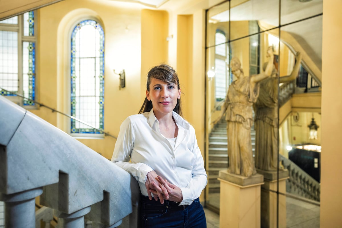 Inés González Lozano, escritora: “La mentira es un analgésico. La ...