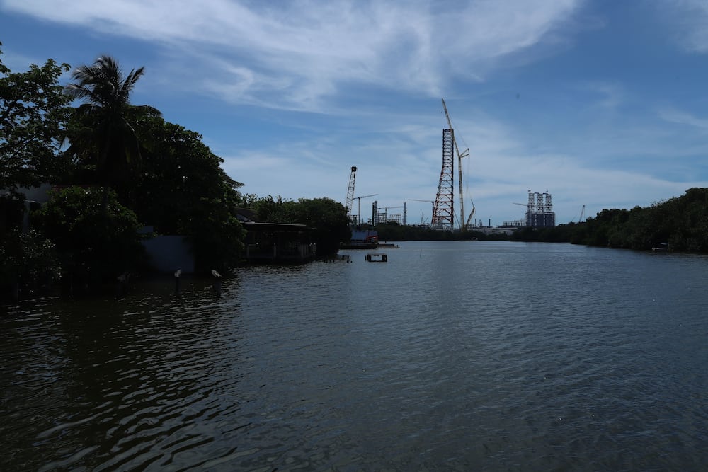 El Puerto de Dos Bocas detectó “residuos de hidrocarburo” en el río que ...