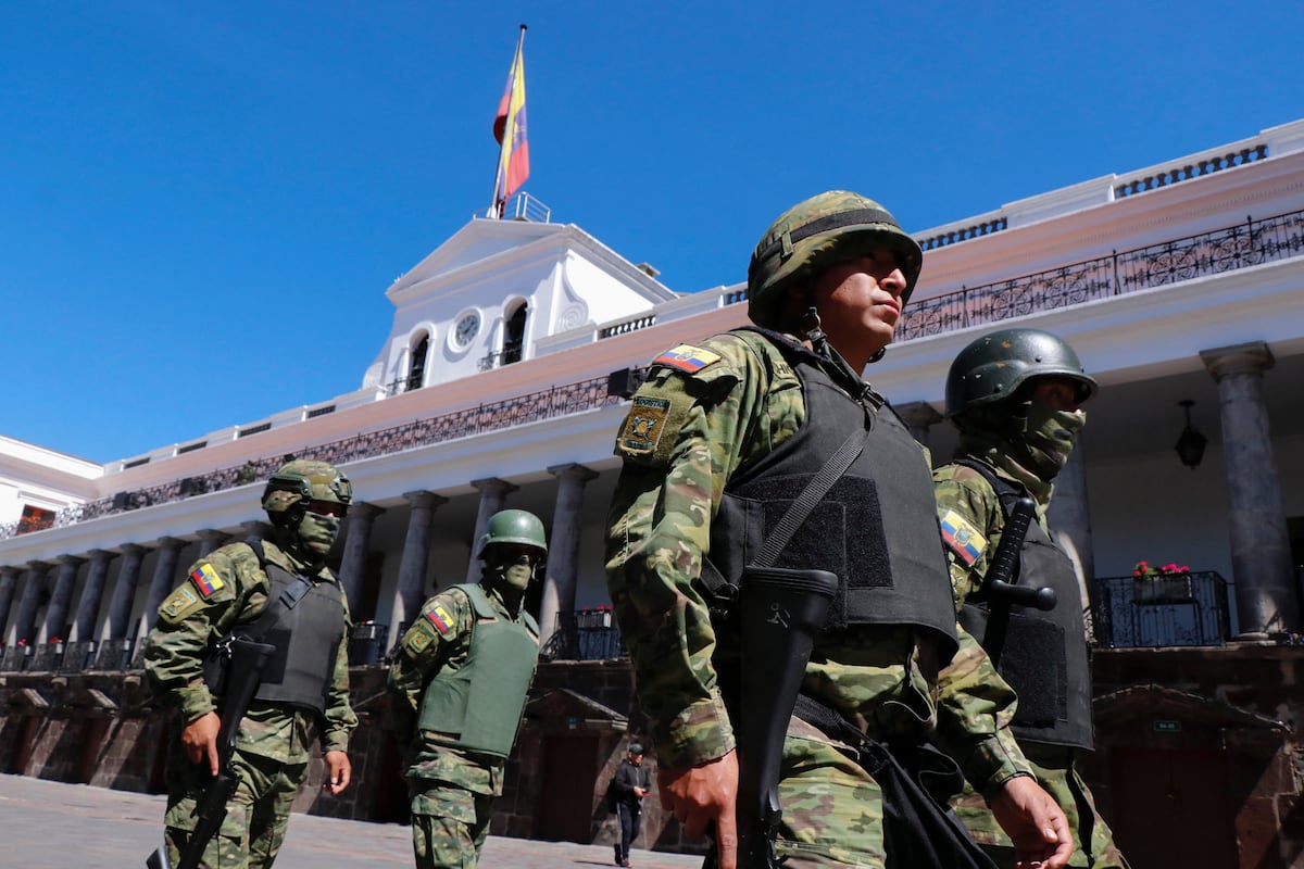 Cinco claves de la crisis política que atraviesa Ecuador ...