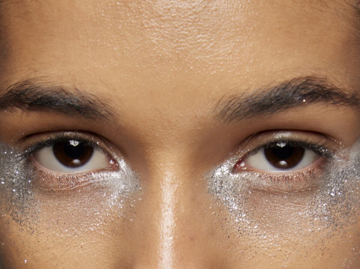 The impact of the EU’s glitter makeup ban | Lifestyle | EL PAÍS English