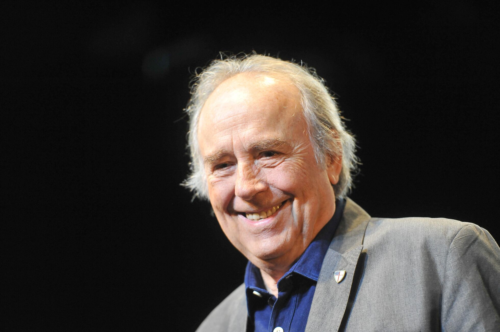 Serrat inicia su despedida de Argentina: “Dejo el escenario, pero no ...