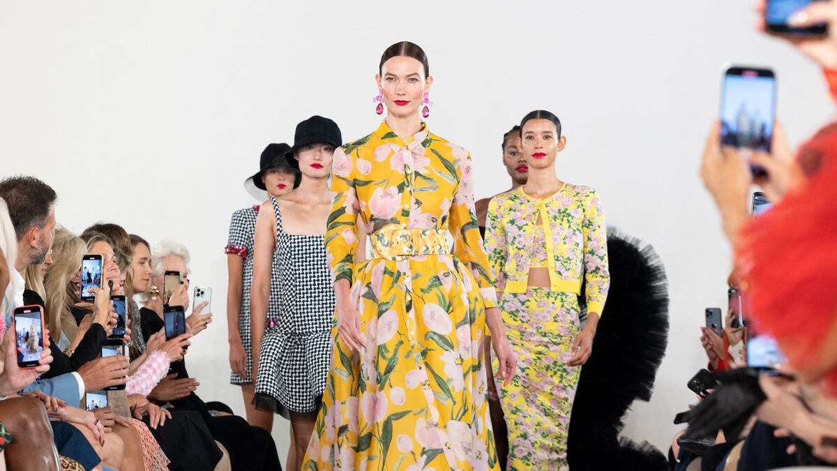 La semana de la moda de Nueva York recupera su espíritu ecléctico y ...