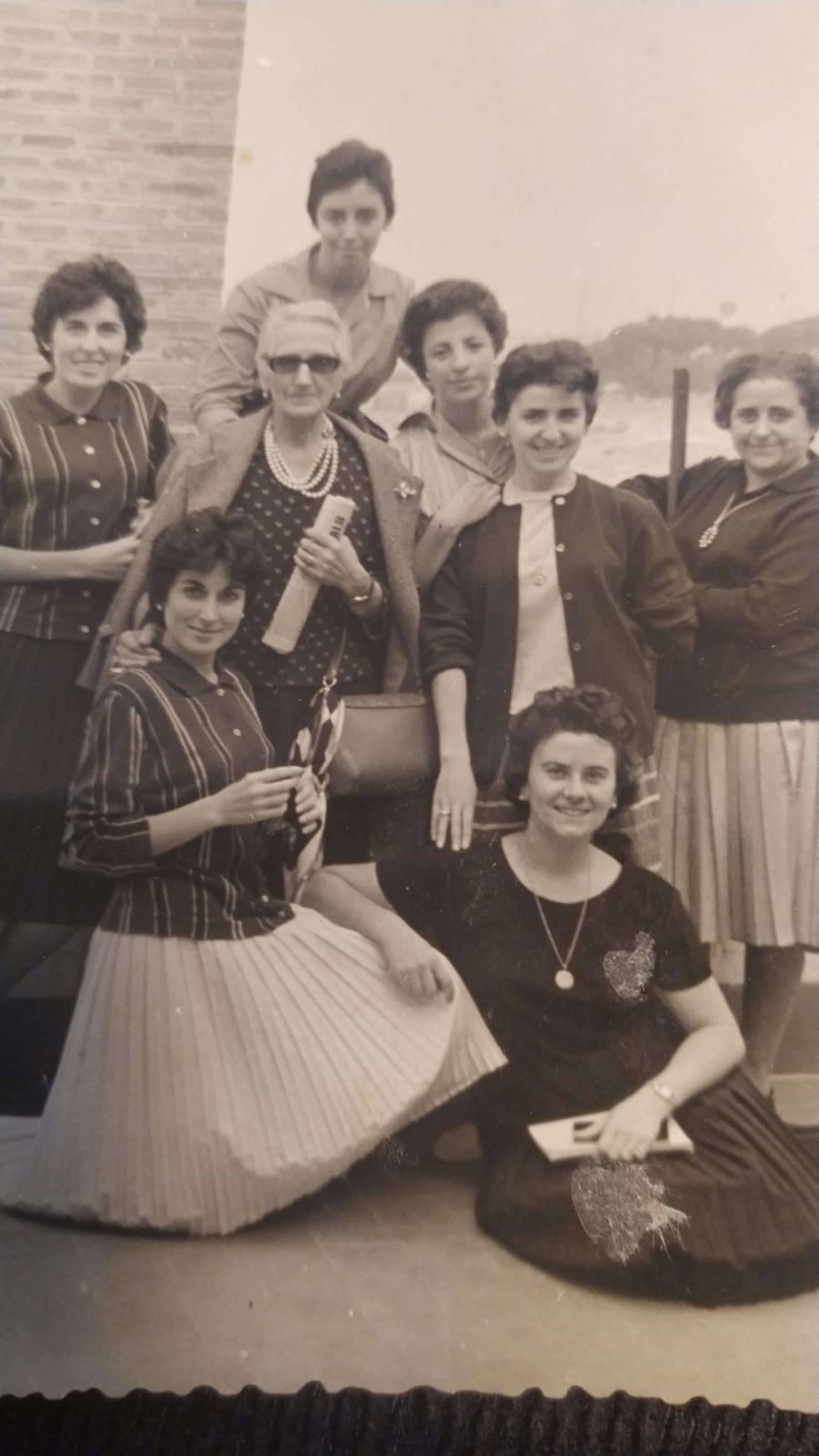 Plan Marta: la odisea de las 815 chicas que envió la España franquista ...