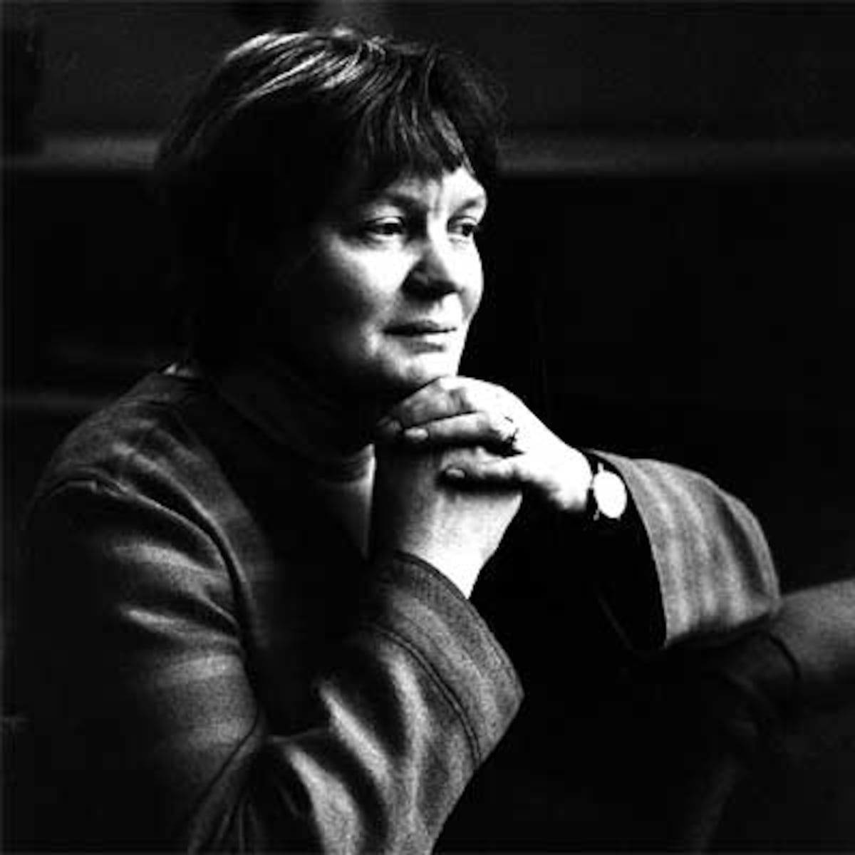 La escritora y filósofa irlandesa Iris Murdoch | Babelia | EL PAÍS