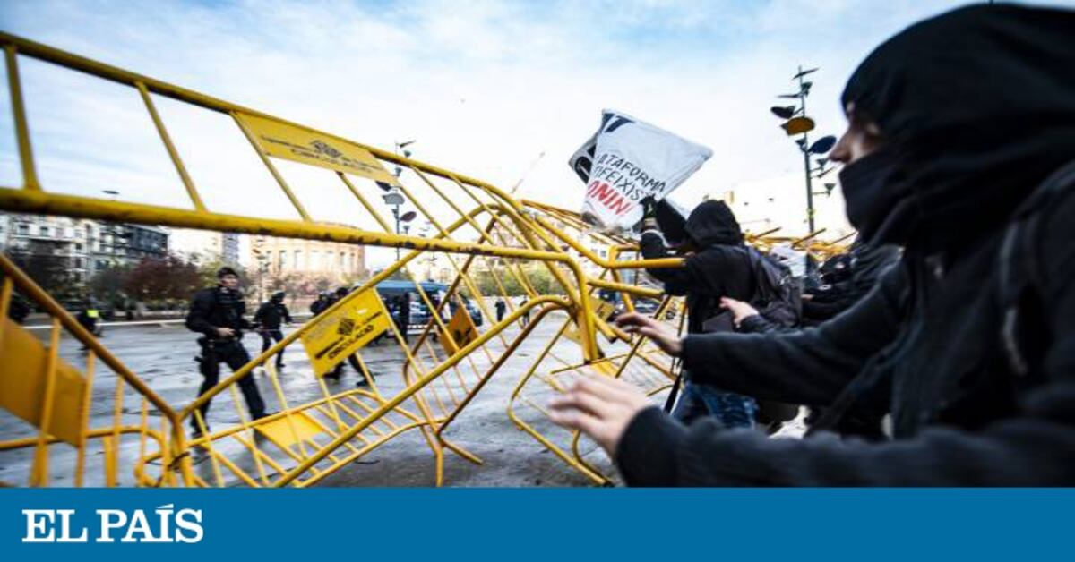 El conseller Buch resisteix la pressió de Torra i manté la cúpula dels ...