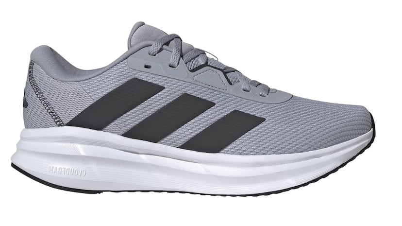 The Adidas running shoes with the best Amazon ratings and top sales are ...