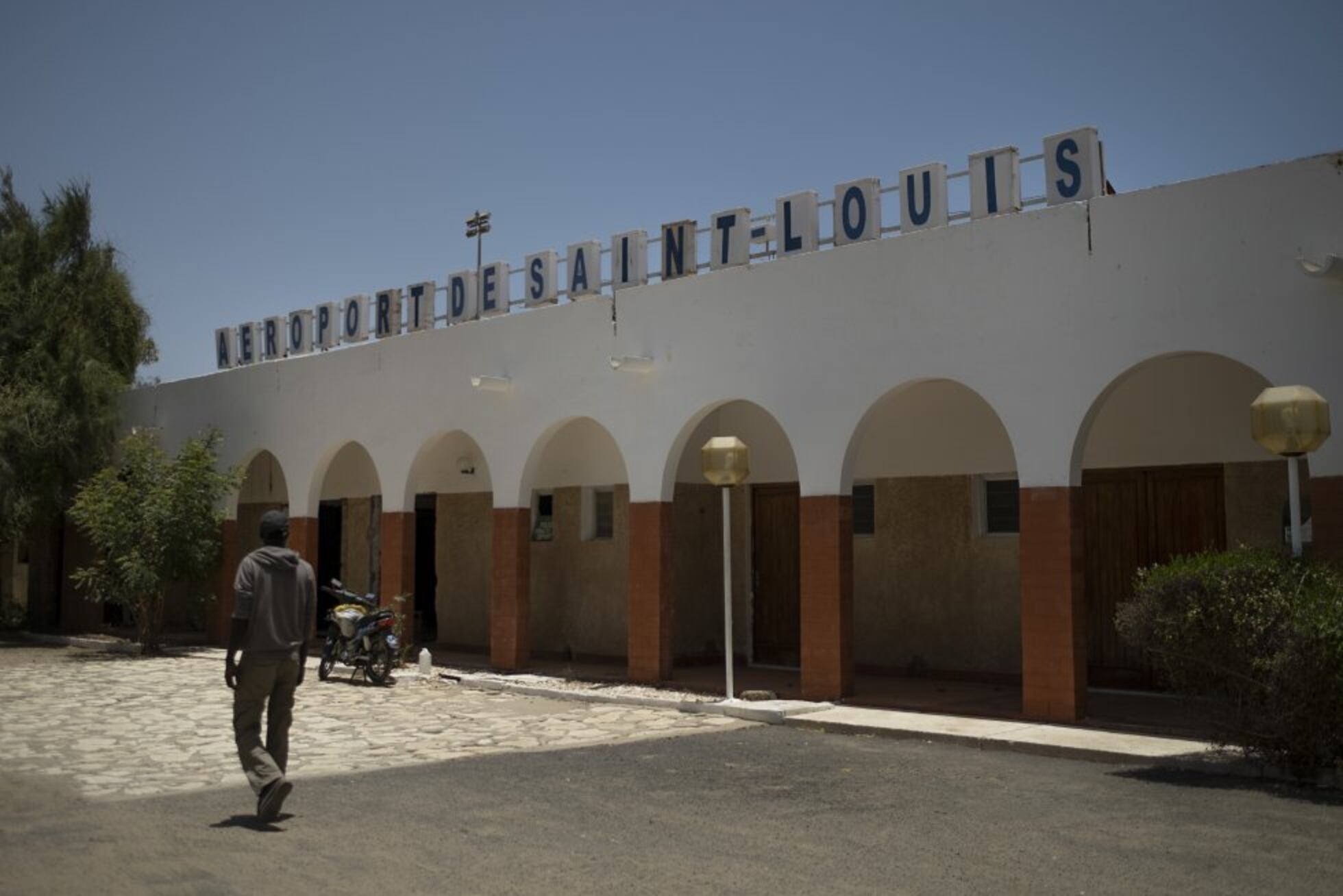 Senegal De paseo por el barrio de Bango: De paseo por el barrio de ...