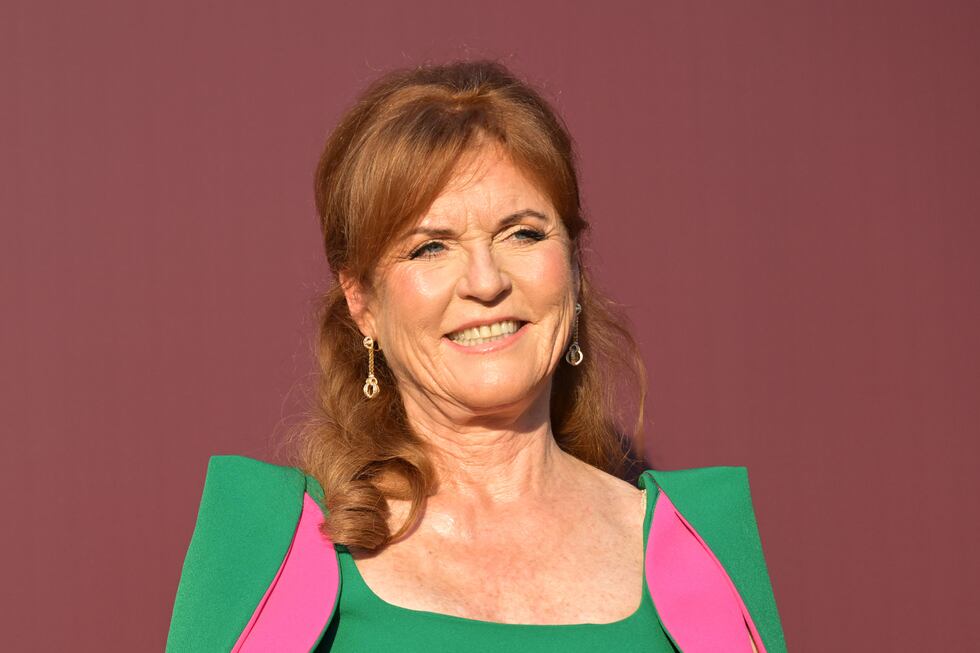 Continúan los problemas para Sarah Ferguson: cancelada la venta de su ...