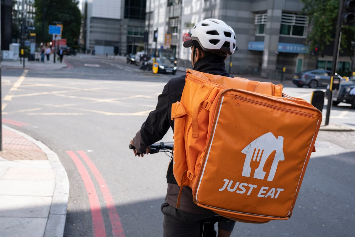 Just Eat perdió 5.700 millones en 2022 arrastrada por los deterioros en ...