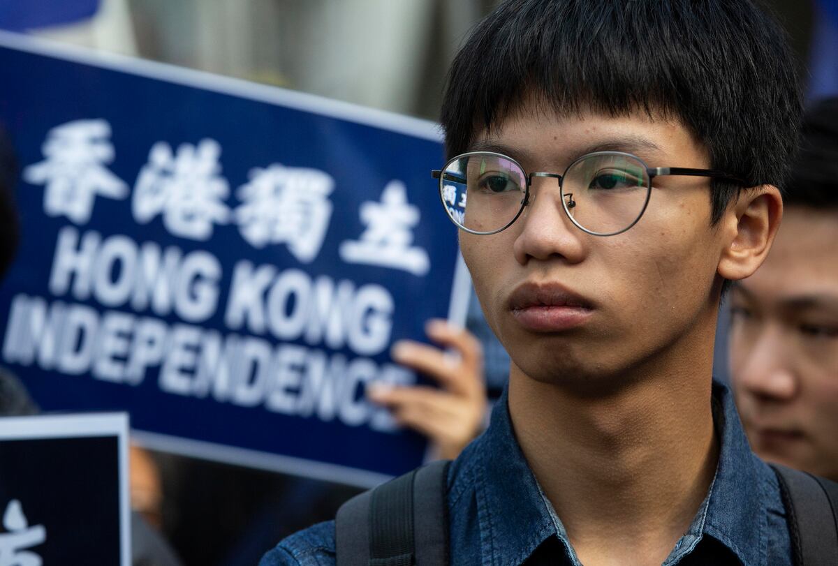 Tony Chung: Un activista de 19 años, primera figura política acusada en ...