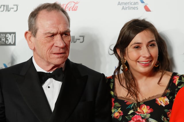Revelada la causa de la muerte de Victoria Jones, hija del actor y ...