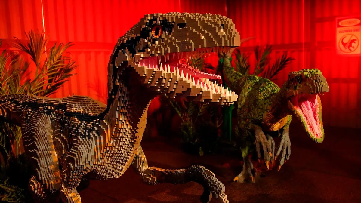 ‘Jurassic World by Brickman’: la mayor exposición Lego en Madrid ...