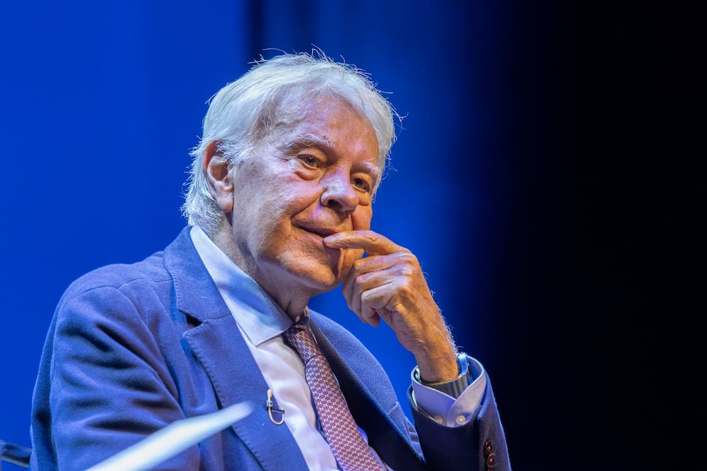 El Rey otorga el Toisón de Oro a Felipe González, Miquel Roca y Miguel ...