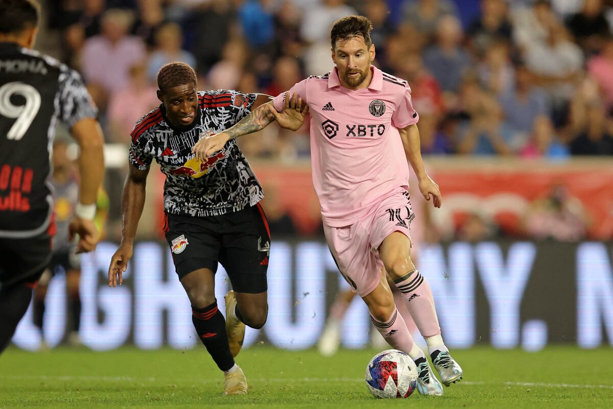 Messi scores dazzling goal in MLS debut, leads Miami over New York Red ...