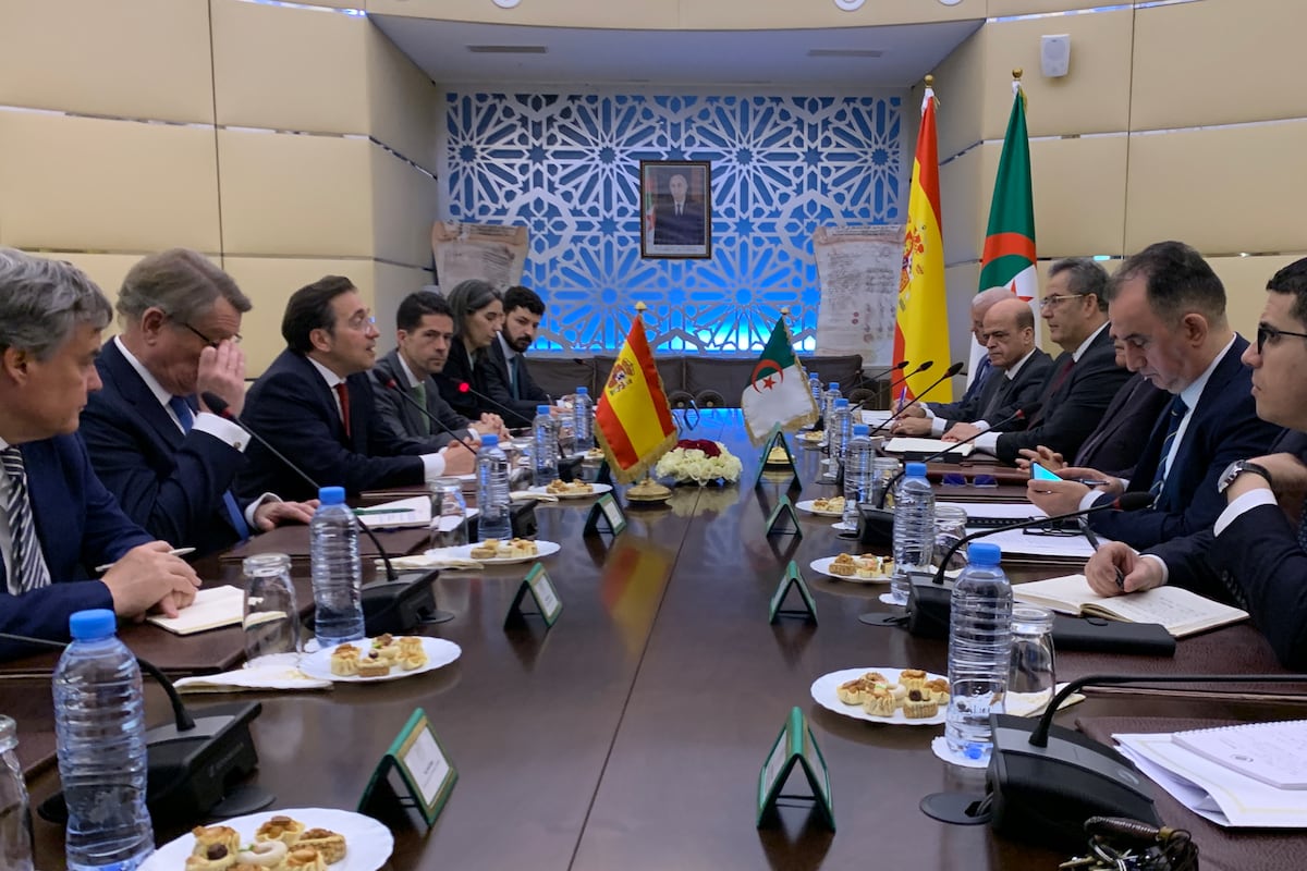 Albares trata de sellar la reconciliación con Argelia tras la ruptura ...