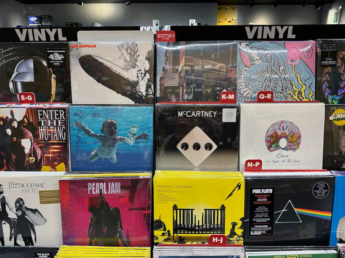 Las nuevas estrellas del pop ponen patas arriba la venta de vinilos ...