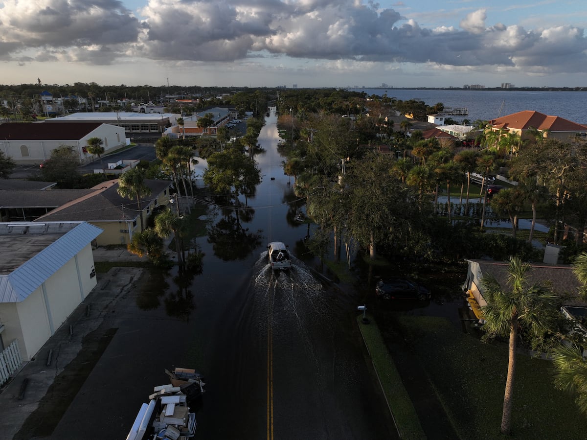 La tormenta perfecta sobre Florida: los huracanes y los bulos causan ...
