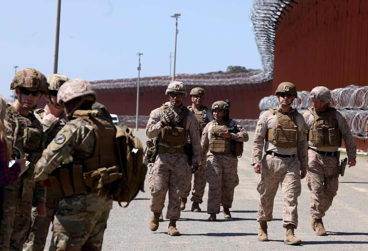 Trump's militarization of the border leaves hundreds of immigrants ...