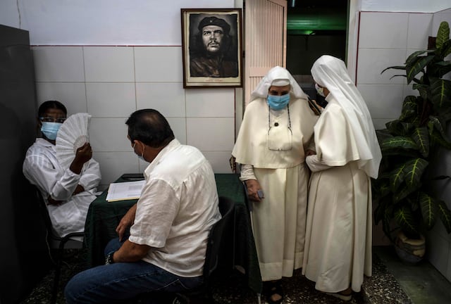 Cuba announces its Abdala vaccine is 92.28% effective against Covid-19 ...