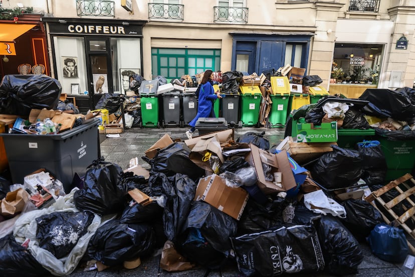 More than 7,600 tons of trash pile up in Paris: ‘There was garbage even ...
